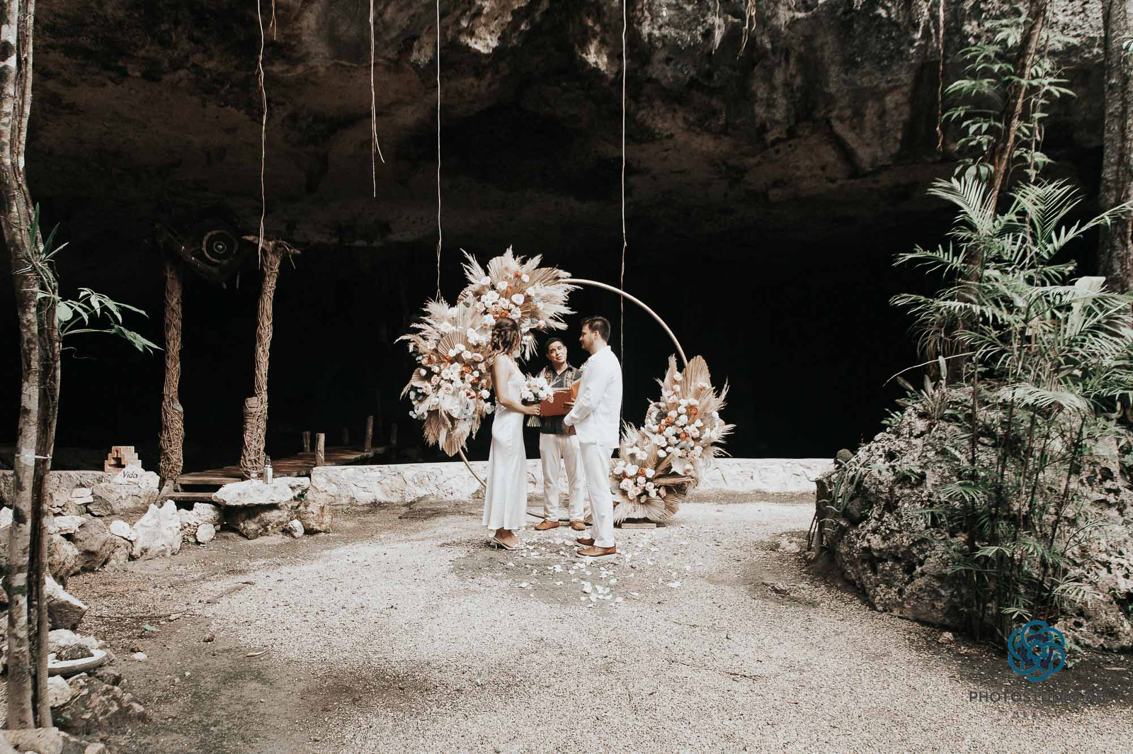 Essential Tips for Booking Your Destination Wedding Hairstylist and ...